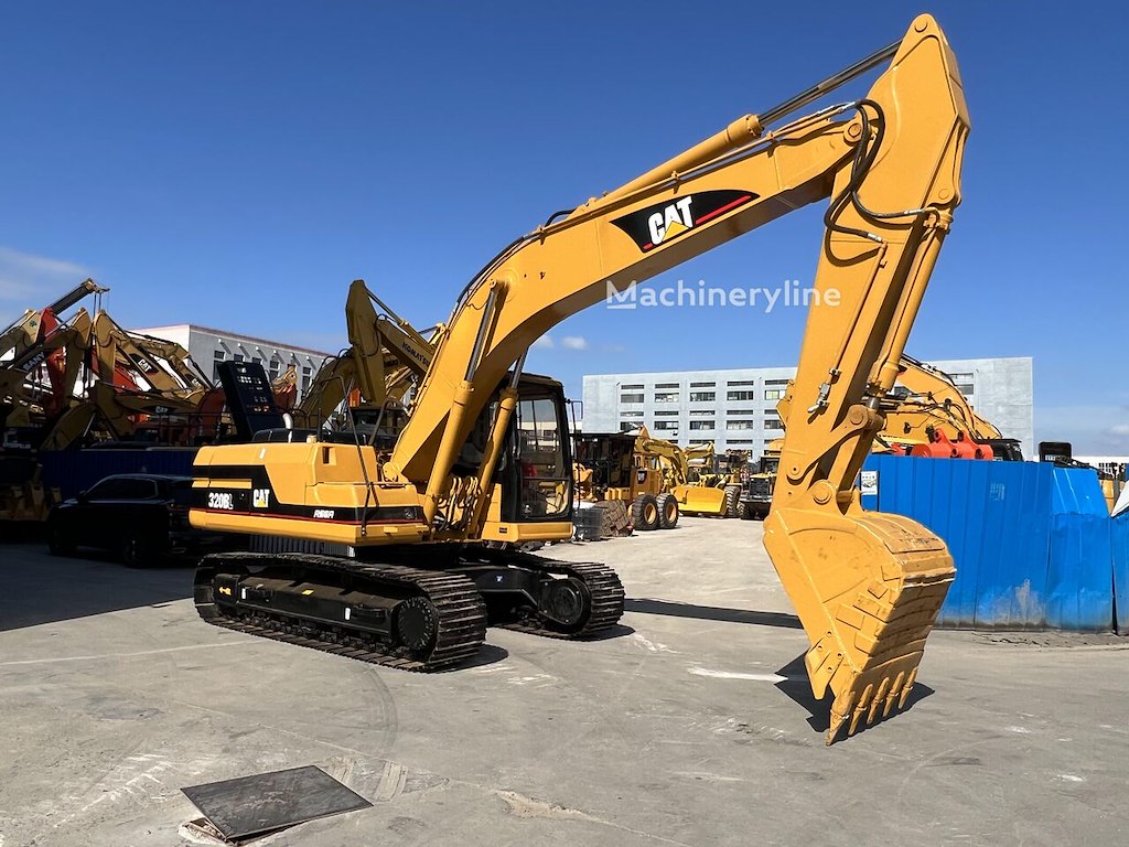 Caterpillar 320BL bager guseničar