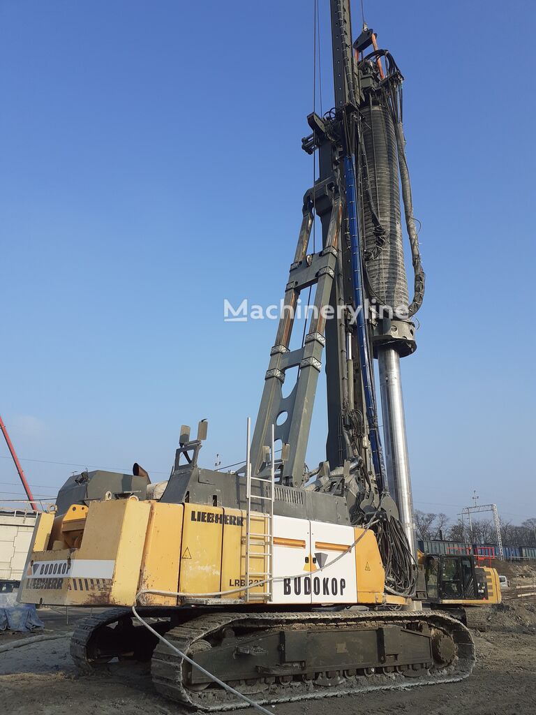 Liebherr LRB 255 mašina za pobijanje šipova