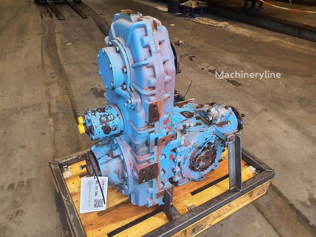 Grove GMK 5130-1 transfer case AD41 W2500 prenosni menjač za autodizalice