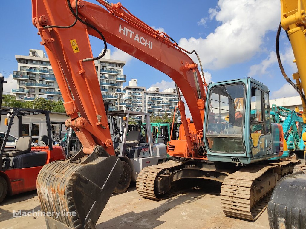 Hitachi used ex120-5 excavator originally bager guseničar