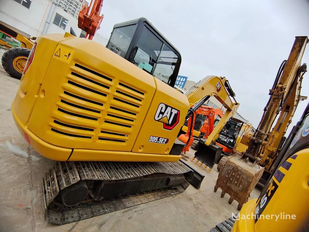 Caterpillar used cat 305.5e2 mini 5.5t excavator bager guseničar