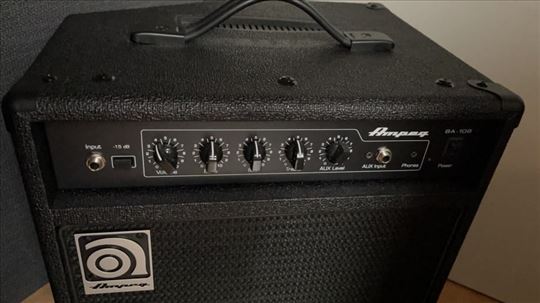 Ampeg BA-108-V2 Malo bas combo pojačalo