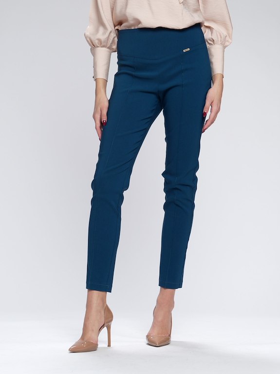 Ženske cigaret pantalone