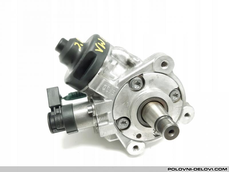 Volkswagen Golf 5 Pumpa Goriva Motor I Delovi Motora