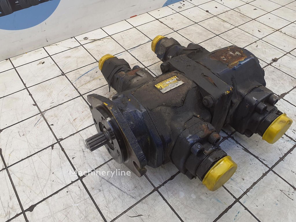 Liebherr LTM 1300 two stage pump zupčasta pumpa za autodizalice