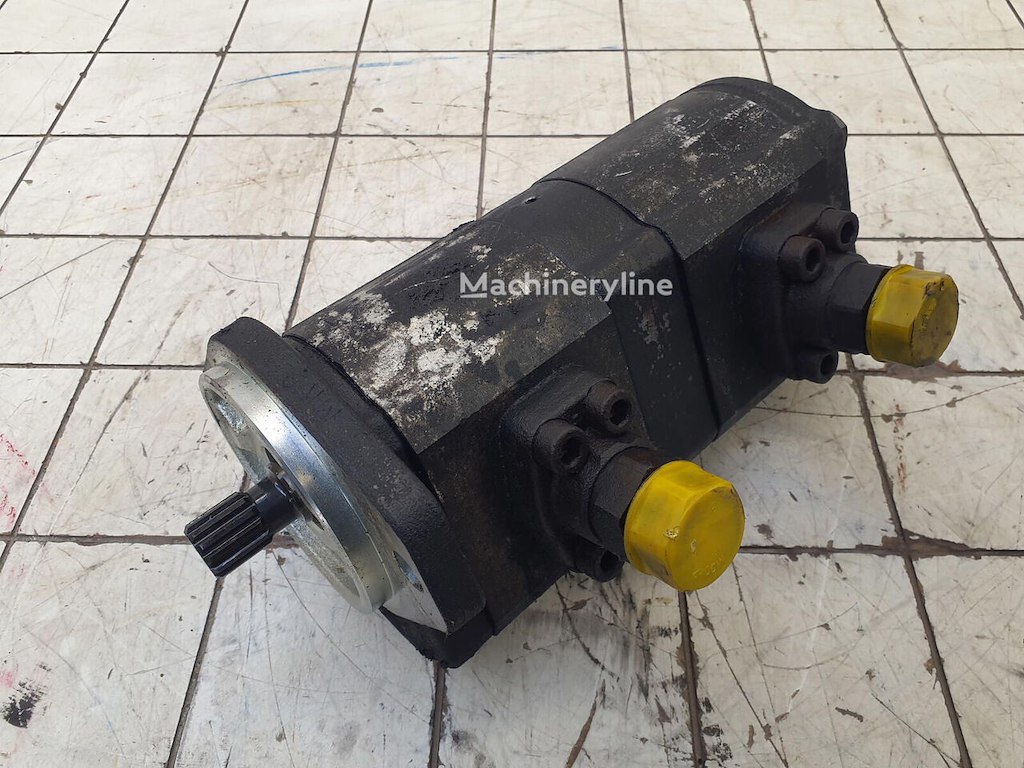 Liebherr LTM 1400-7.1 two stage pump hidraulična pumpa za autodizalice