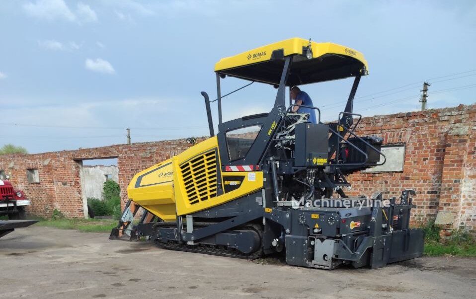 BOMAG BF600 asfaltni finišer guseničar