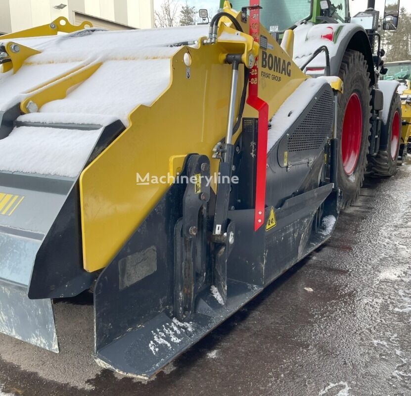 BOMAG RS 300 asfaltni finišer točkaš