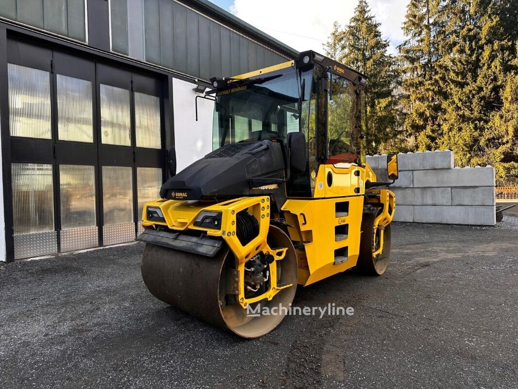 BOMAG BW 154 AP-5 AM valjak za asfalt