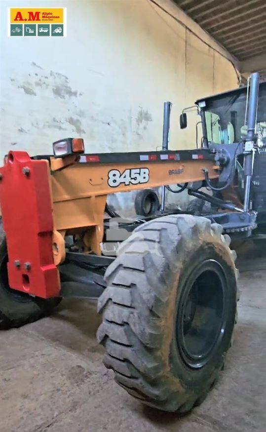 Case 845B grejder