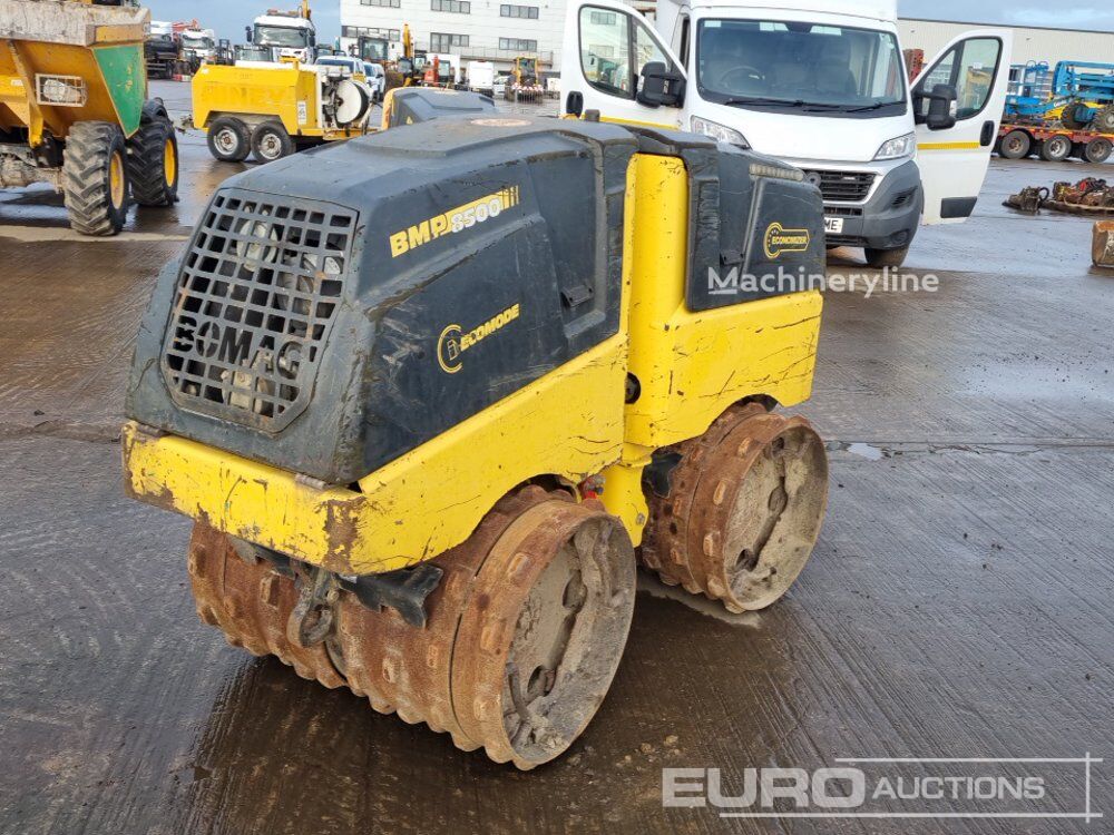 Prodaje se BOMAG BMP 8500 kompaktor na aukciji