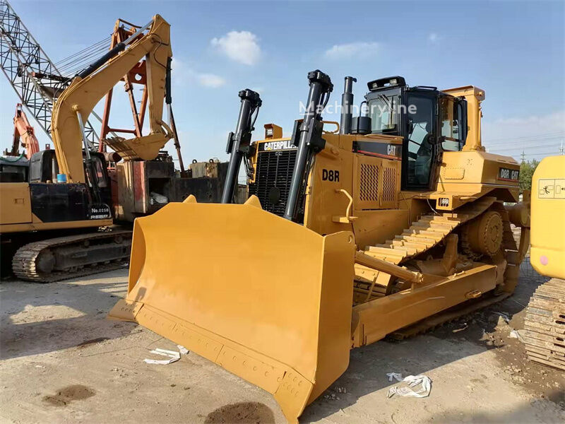 Caterpillar D8R buldožer