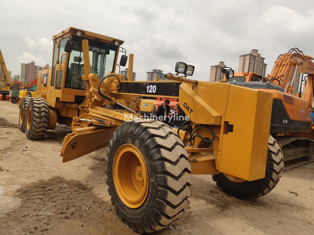 Caterpillar 120K grejder