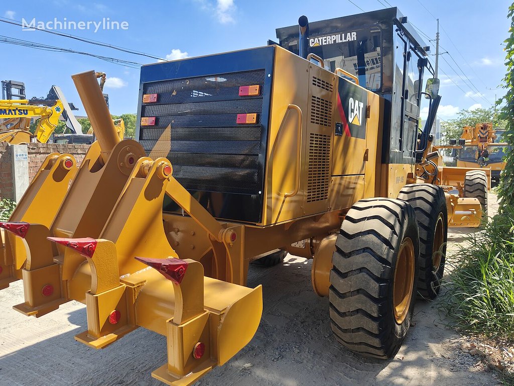 Caterpillar 140H grejder