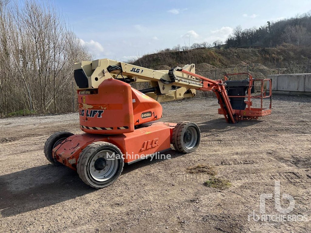 Prodaje se JLG E450AJ 2WD Electric Nacelle Articulee hidrauličnu zglobnu platformu na aukciji