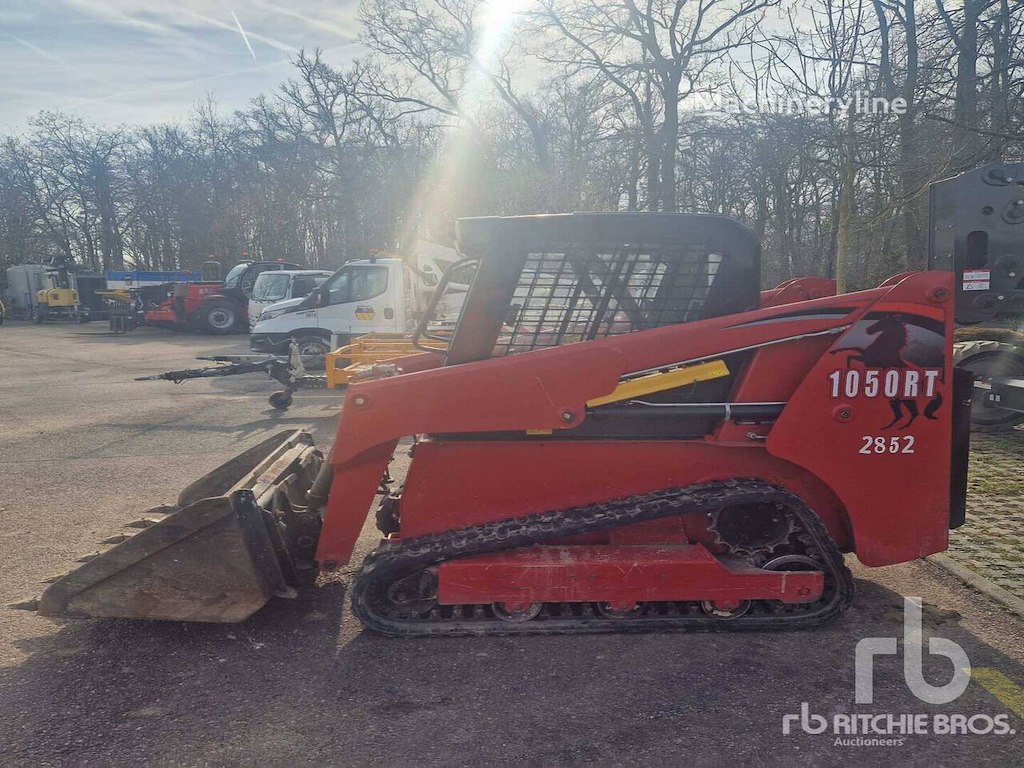 Prodaje se Manitou 1050RT mini utovarivač na aukciji