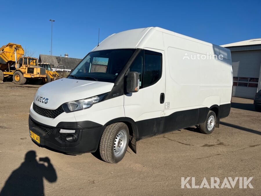 Prodaje se IVECO 35S17 minibus furgon na aukciji