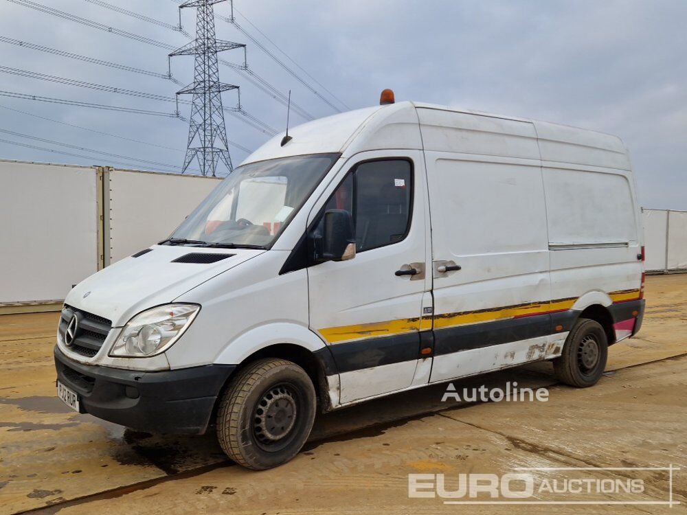 Prodaje se Mercedes-Benz Sprinter minibus furgon na aukciji