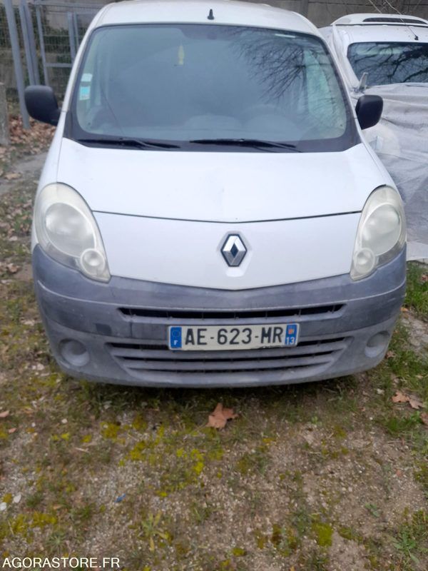 Prodaje se Renault KANGOO laki furgon na aukciji