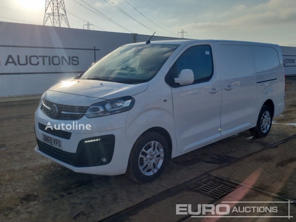 Prodaje se Vauxhall Vivaro 2900 minibus furgon na aukciji