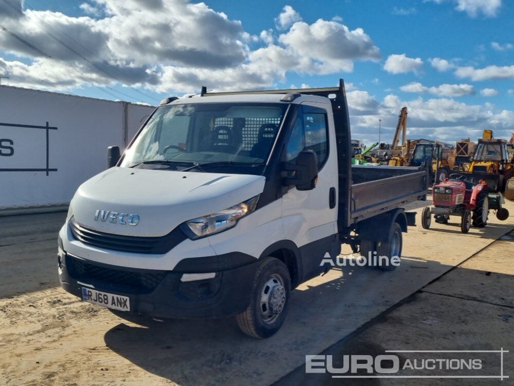 Prodaje se IVECO Daily kamion kiper < 3.5t na aukciji