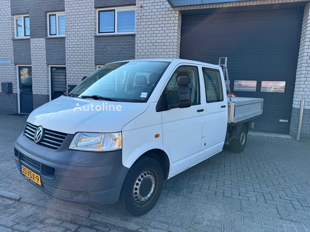 Prodaje se Volkswagen T5 340 DC kamion s ravnom platformom < 3.5t na aukciji