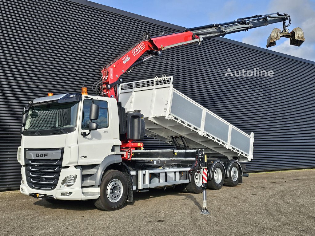 DAF CF 530 8x4-4 / FASSI 27.5 t/m CRANE + TIPPER kiper