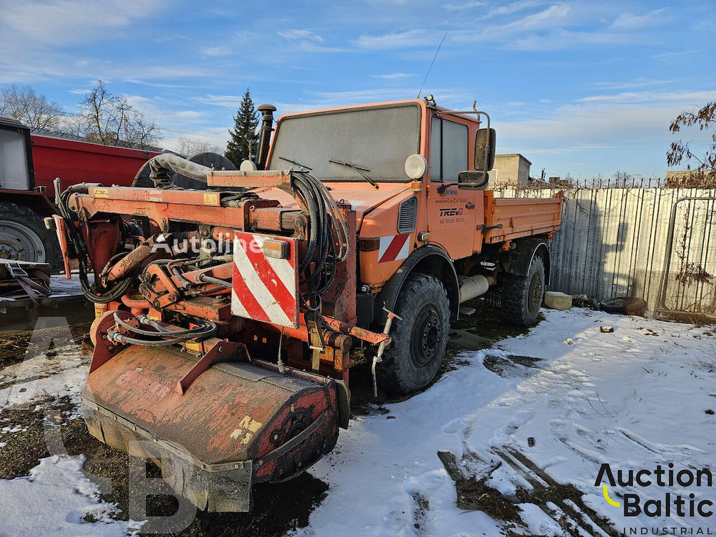 Prodaje se Mercedes-Benz Unimog kiper na aukciji