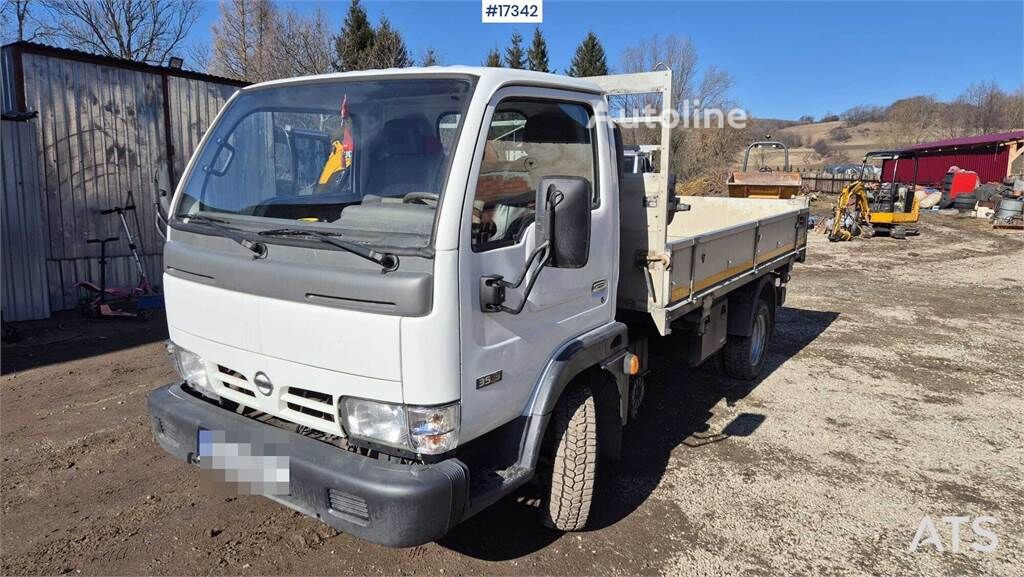 Nissan Cabstar kiper