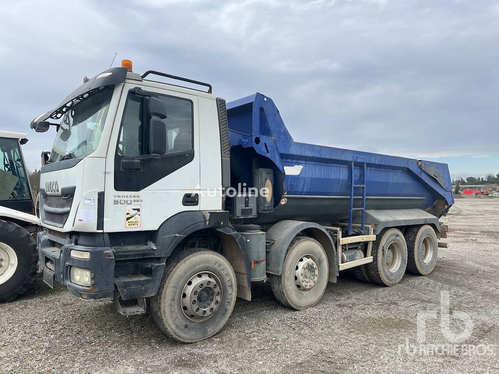 Prodaje se IVECO TRAKKER 500 EEV 8x4 Camion Benne (Inoperable) kiper na aukciji