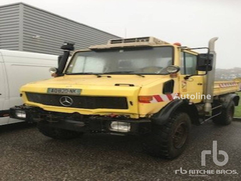 Prodaje se Mercedes-Benz UNIMOG 4x2 Camion Benne kiper na aukciji