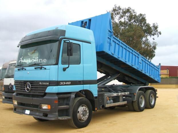 Mercedes-Benz ACTROS 33 40 kiper