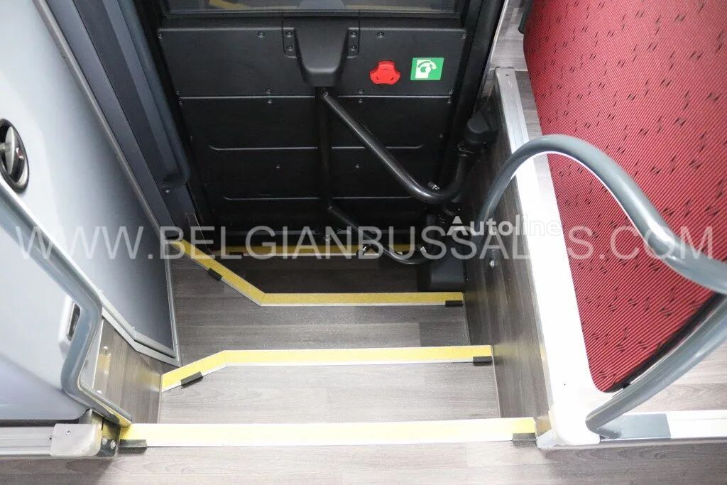 Novi IVECO Evadys 13m with middle door + WC / ADAS-System 2025 turistički autobus