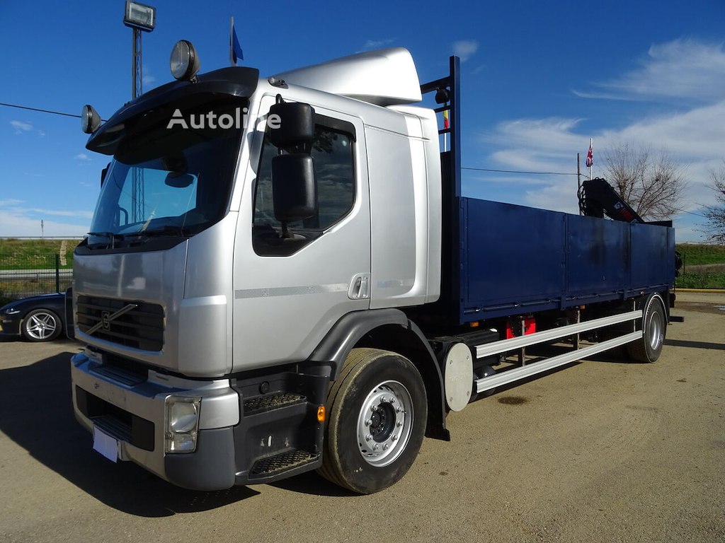 Volvo FL 260.18 kamion s ravnom platformom