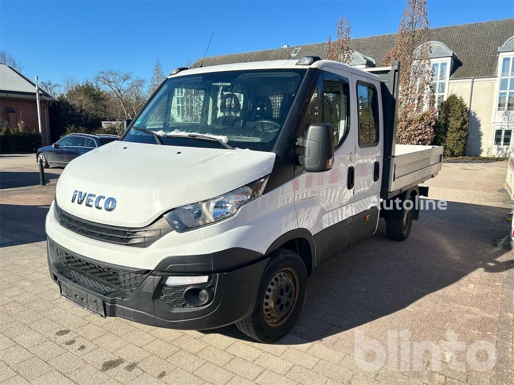 Prodaje se IVECO Daily kamion s ravnom platformom na aukciji