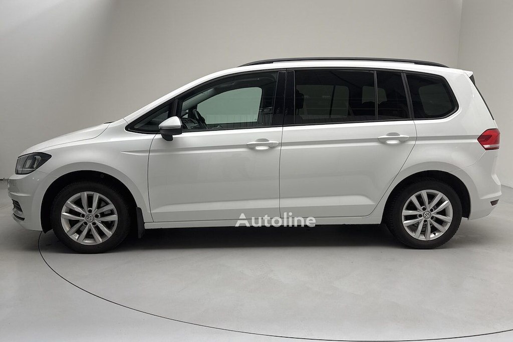 Prodaje se Volkswagen Touran minivan na aukciji