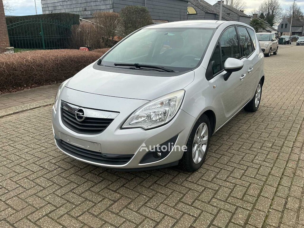 Prodaje se Opel Meriva minivan na aukciji