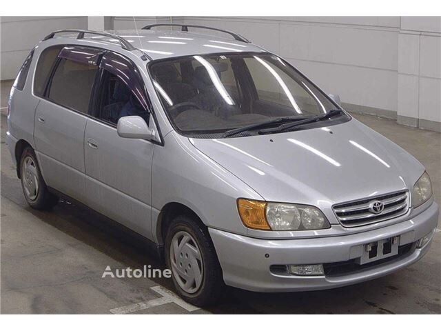 Toyota IPSUM minivan