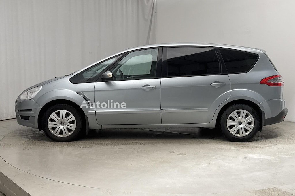 Prodaje se Ford S-MAX minivan na aukciji