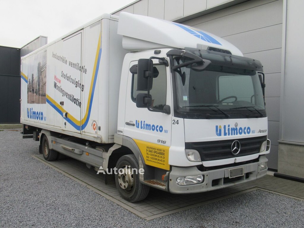 Mercedes-Benz Atego 8.990 netto / Aut. / Tail lift / Side door / Cruise Contro kamion furgon