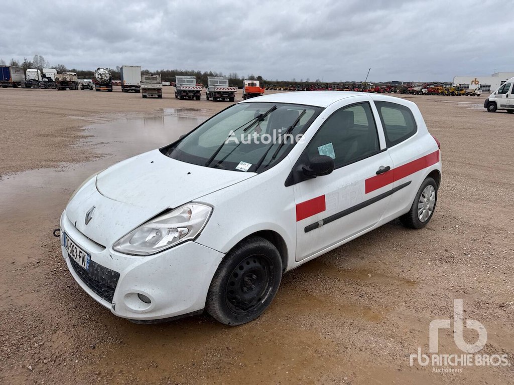 Prodaje se Renault CLIO (Inoperable) krosover na aukciji