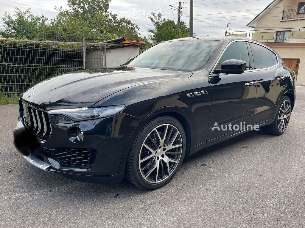 Prodaje se Maserati LEVANTE krosover na aukciji