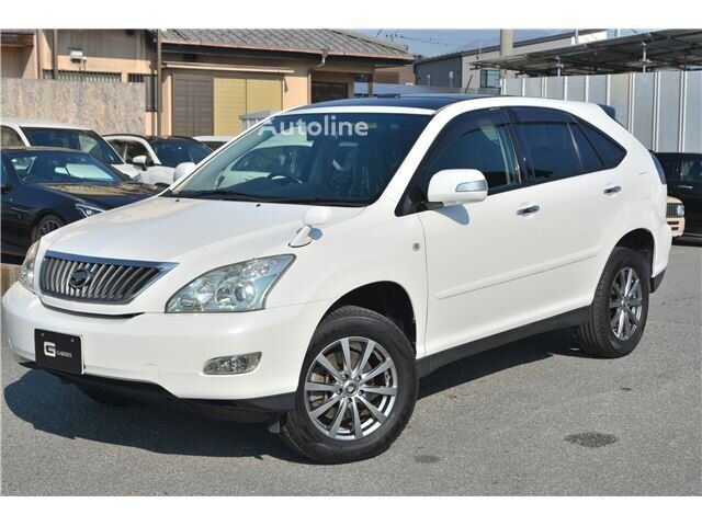 Toyota HARRIER krosover