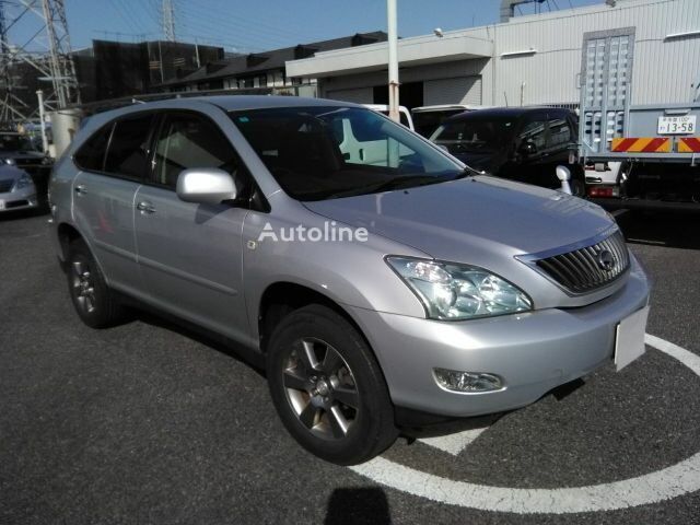 Toyota HARRIER krosover