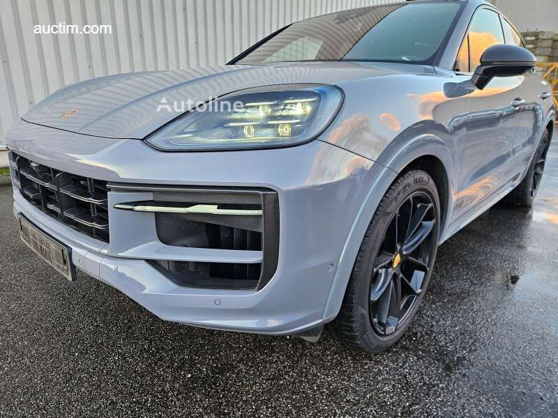 Prodaje se Porsche Cayenne E-hybrid terenac na aukciji