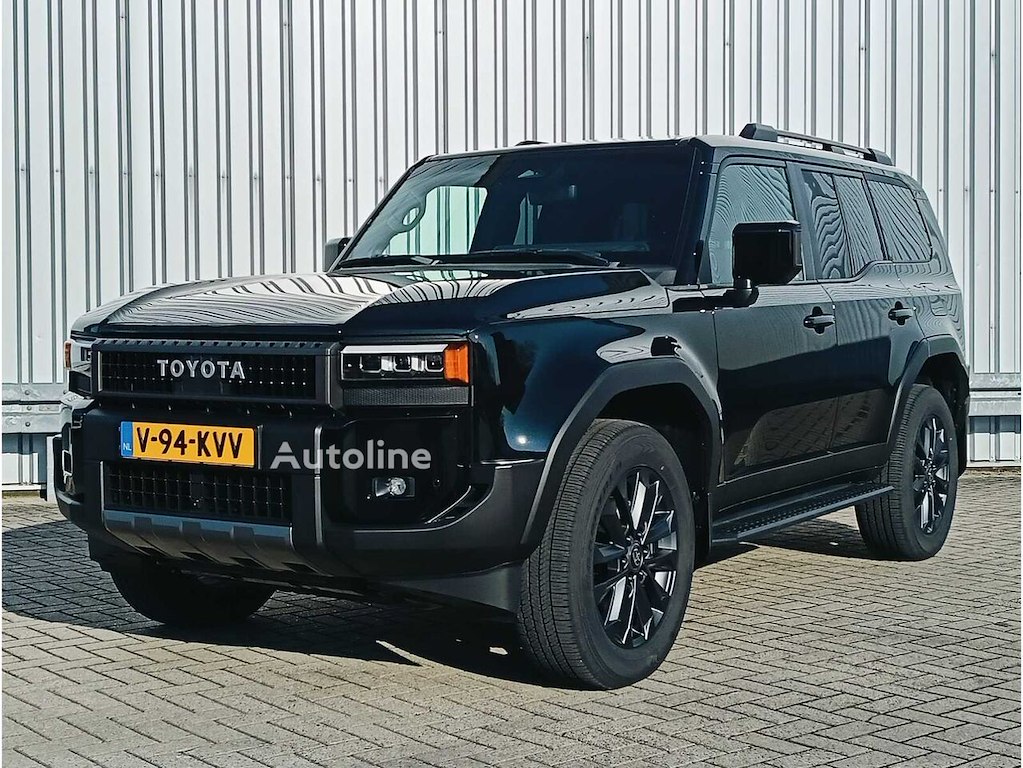 Prodaje se Toyota Land Cruiser 250 full options terenac na aukciji