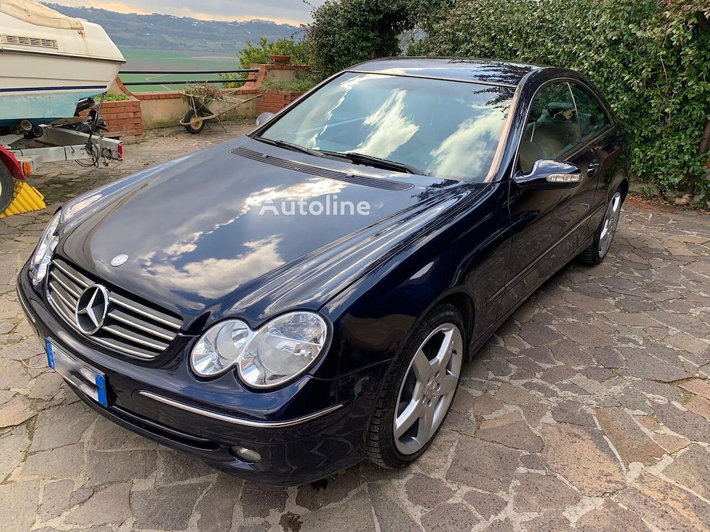 Mercedes-Benz CLK270CDI sedan