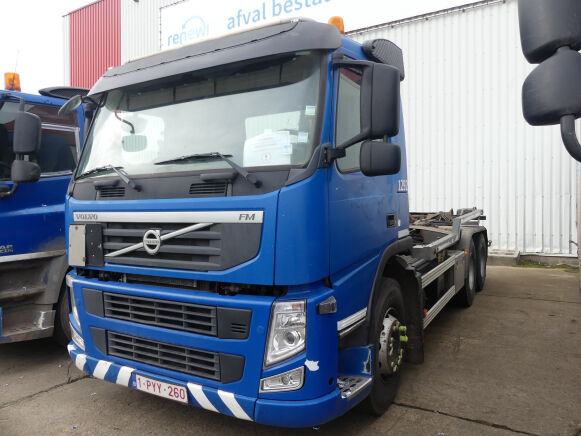 Prodaje se Volvo FMFH 64 8.0E5 rol kiper sa kukom na aukciji