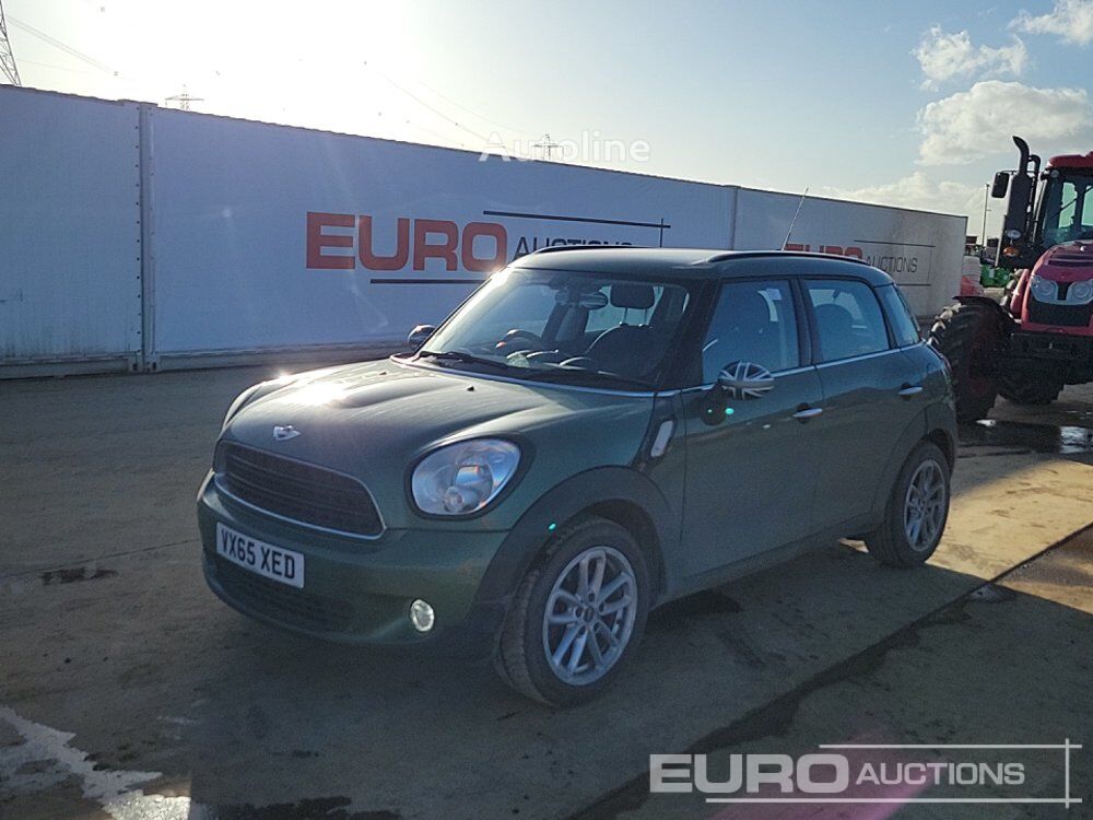 Prodaje se Mini Cooper hečbek na aukciji