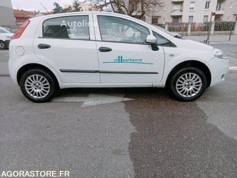 Prodaje se FIAT PUNTO hečbek na aukciji